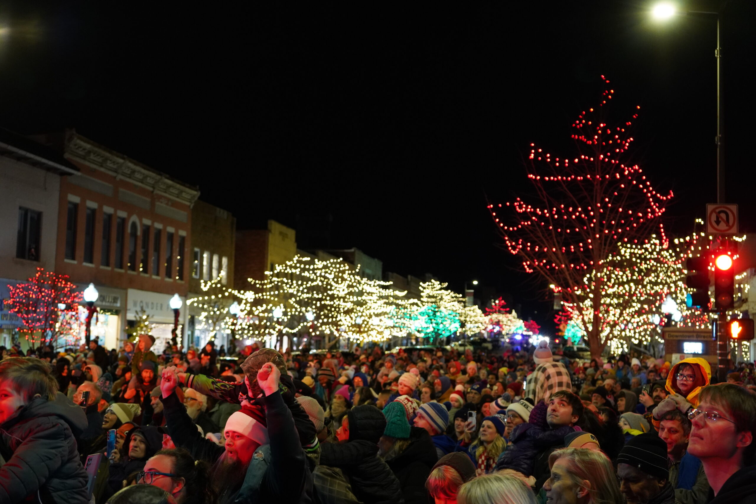 No white Christmas in the forecast; instead a record high near 70 ...